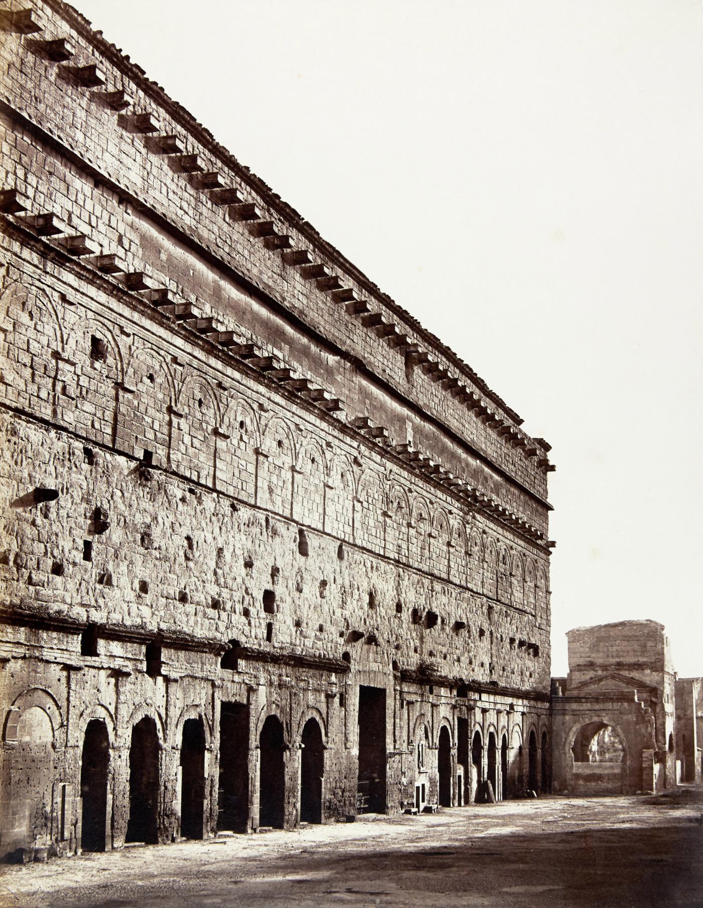 Transit und monument | Deutsche Gesellschaft für Photographie e.V.